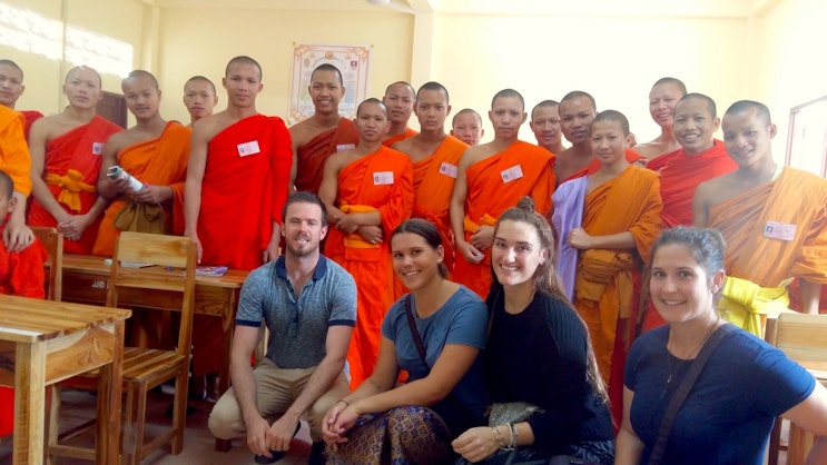 Volunteer in Laos Luang Prabang Social Programs
